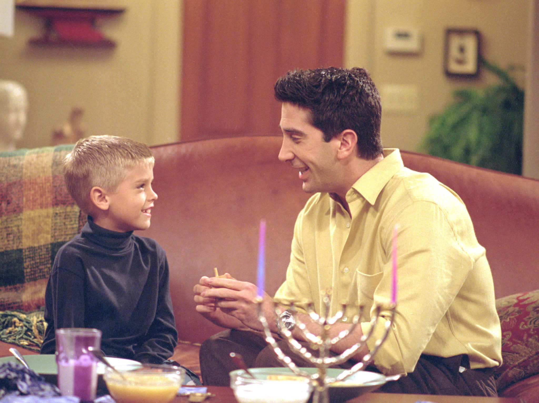 What the 'Friends' Holiday Armadillo Episode Gets Right About ...
