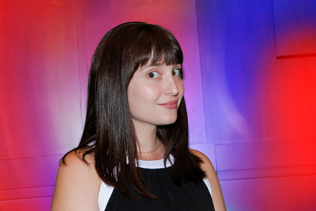 Jewish Writer Allison Raskin Is Overthinking - Hey Alma