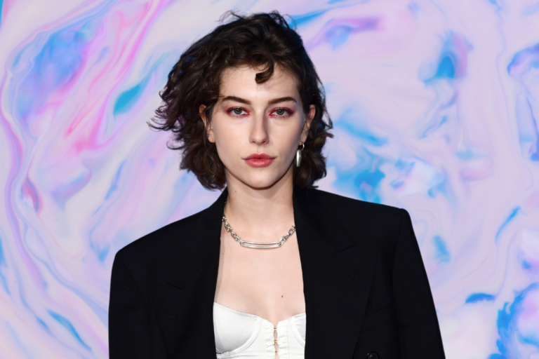 18 Things to Know About Jewish Singer King Princess - Hey Alma