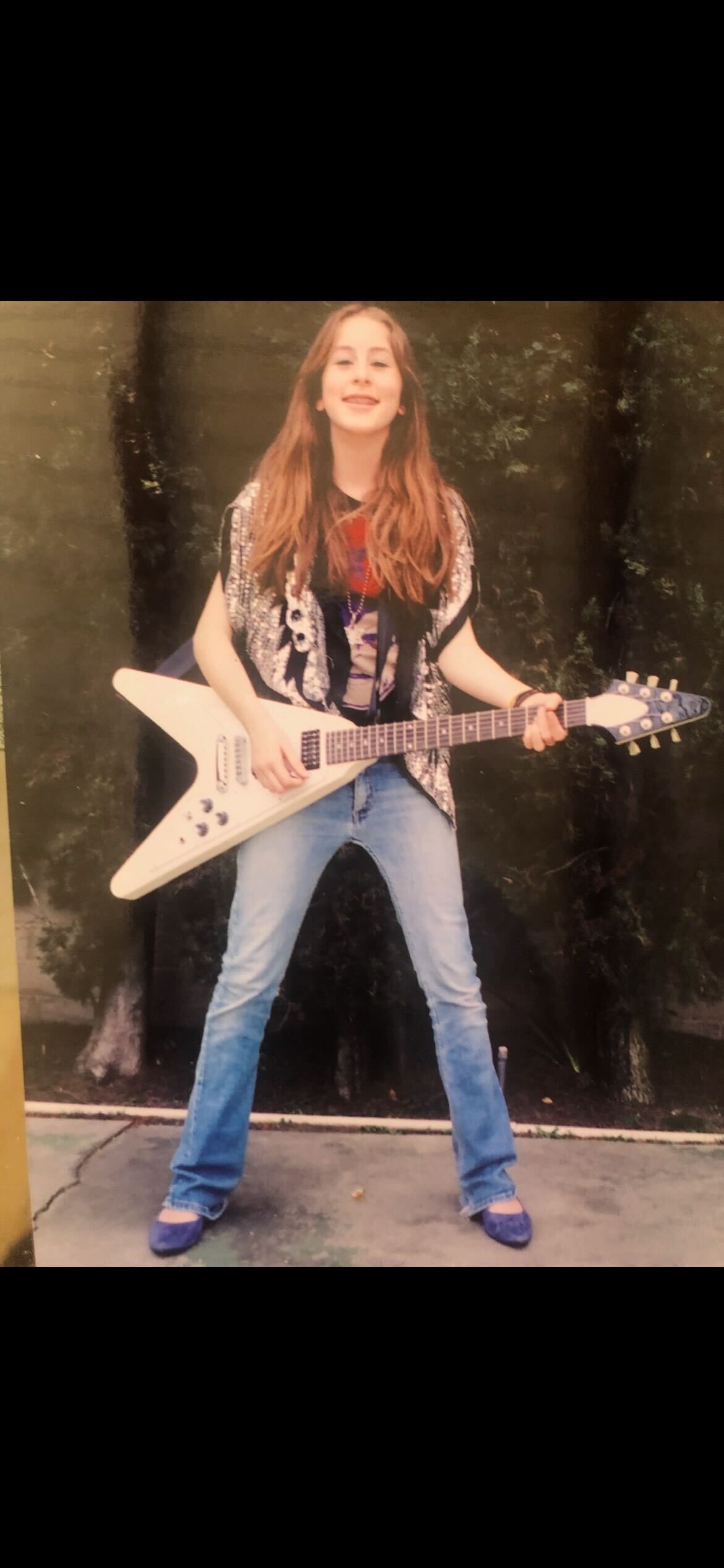 Jewish Besties Alana Haim and Sasha Spielberg Want to Be Your Camp ...
