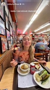 18 Things to Know About Jewish Comedian Robby Hoffman - Hey Alma