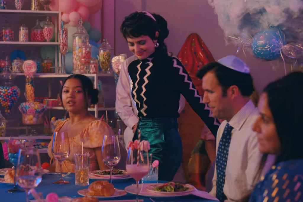 How to Dress Like Rabbi Rebecca - Hey Alma