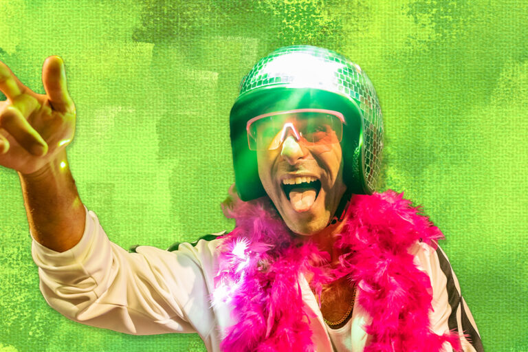 18 Things to Know About Jewish Actor Ido Mosseri aka DJ Shmuley - Hey Alma