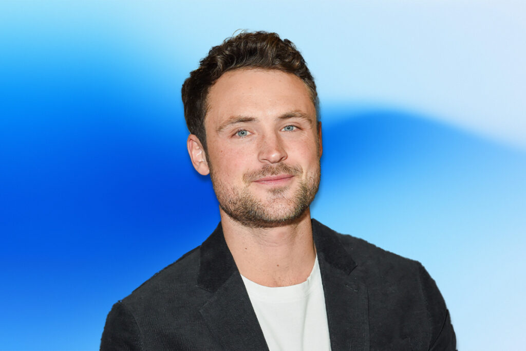 18 Things to Know About Jewish 'Traitors' Star Dylan Efron - Hey Alma