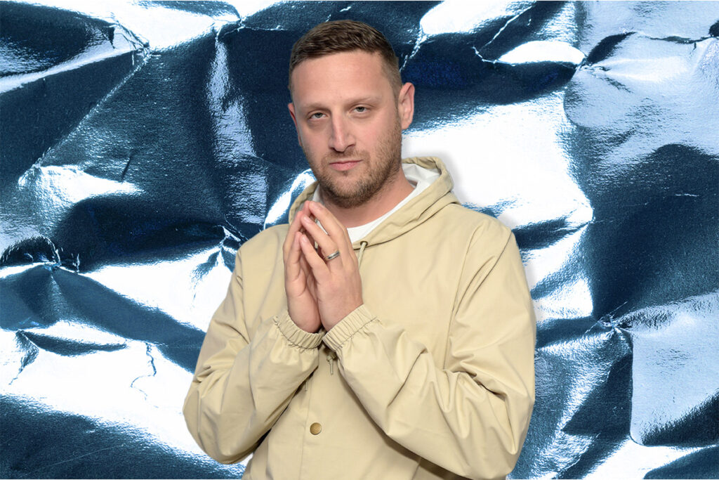 Tim Robinson Isn't Jewish, But He Used to Celebrate Hanukkah - Hey Alma